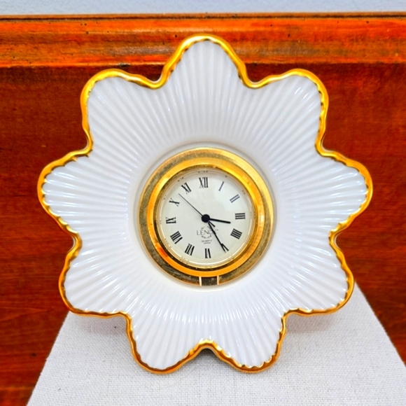 Lenox | Accents | Lenox Porcelain Flower Blossom Table Clock | Poshmark